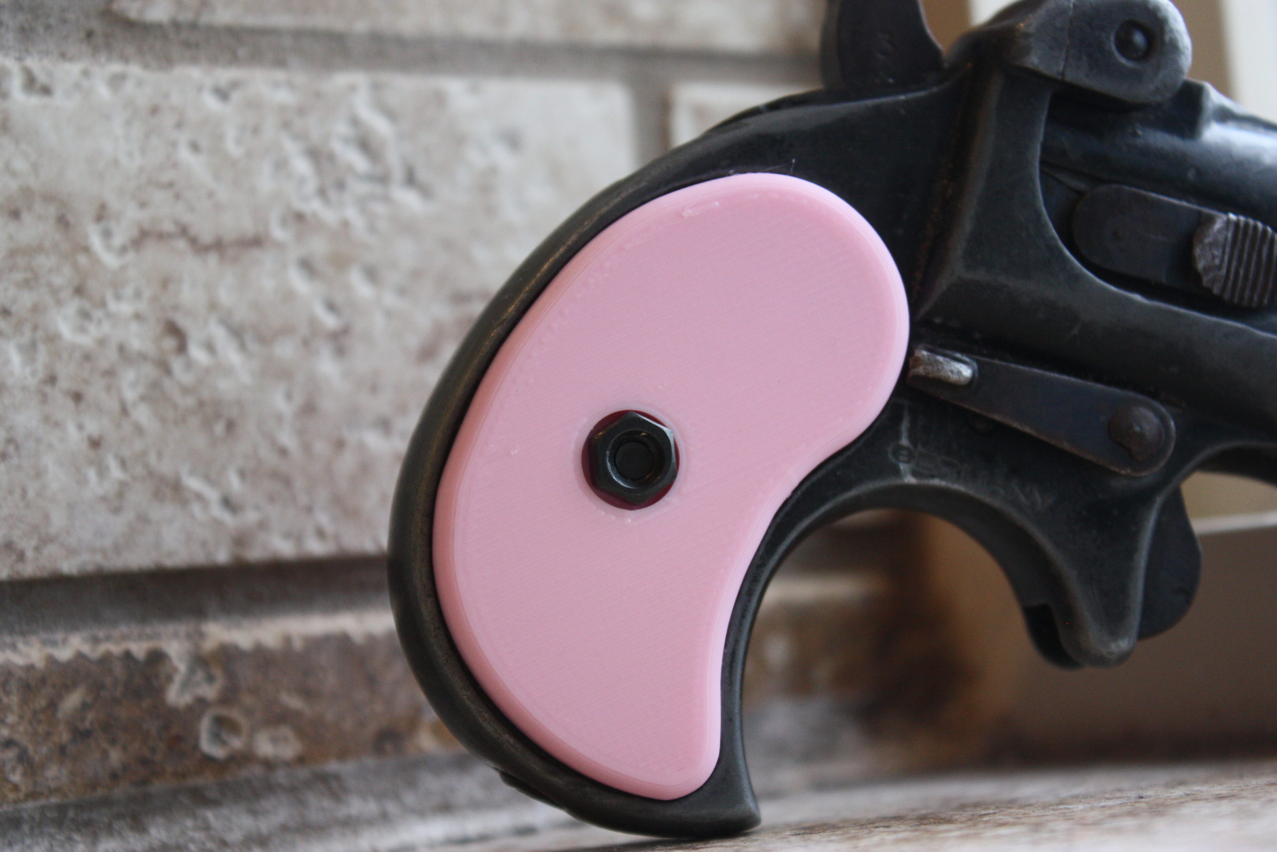 RG 22 Rohm Derringer Pink Smooth Grips - LostGrips